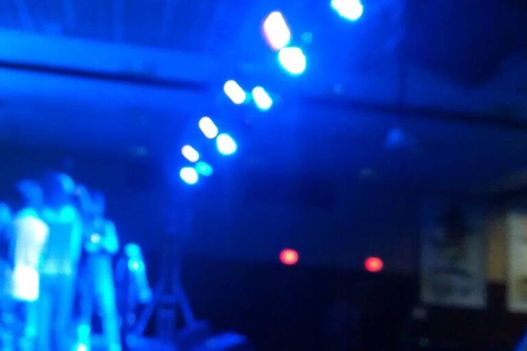 Programa tus luces LED al ritmo de la música: guía paso a paso - Electrium